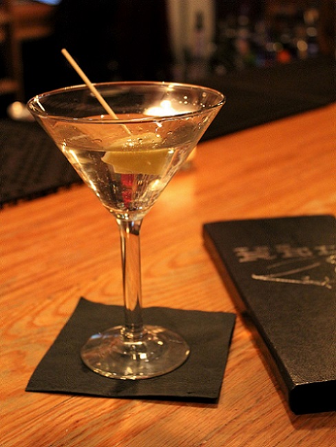 The Red Door: Salt Lake City’s sleekest bar | U NewsWriting